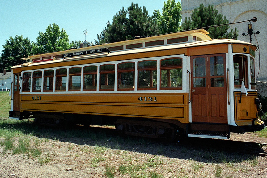 Gomaco Trolley Company: Semi-Convertible Enclosed Trolley