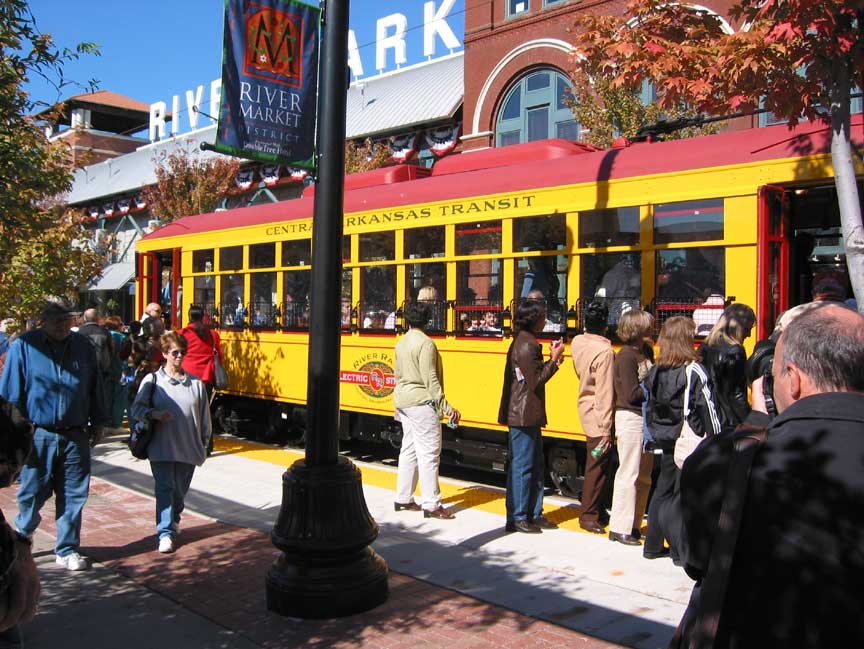 Gomaco Trolley Company: Replica Birney Trolleys - Little Rock, Arkansas