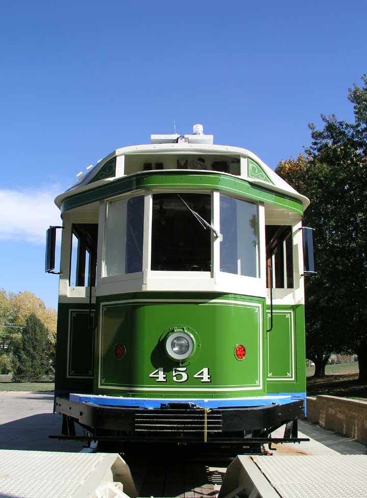 Gomaco Trolley Company: Construction Of Memphis, Tennessee, Trolleys