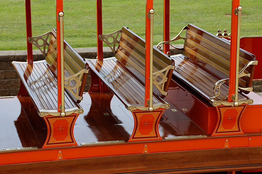 Gomaco Trolley Company: Battery-Powered, Self-Propelled 7-Bench Trolley ...
