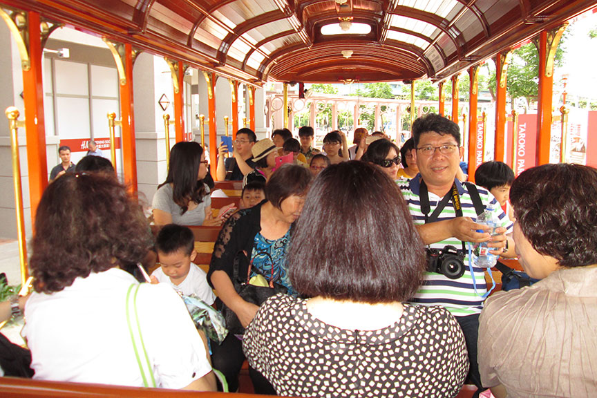 Gomaco Trolley Company: Gomaco Trolleys In Kaohsiung, Taiwan