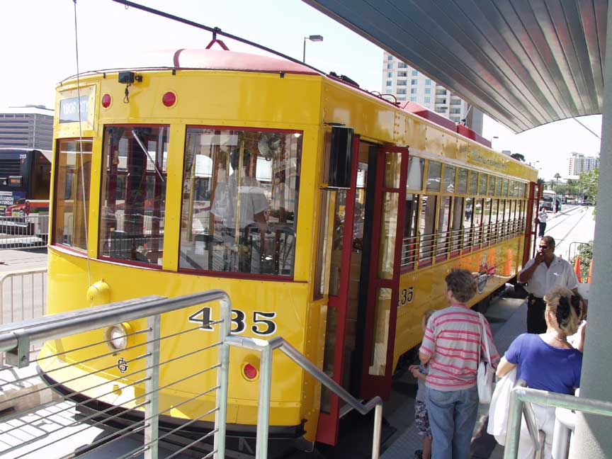 Gomaco Trolley Company: Grand Opening, Tampa, Florida